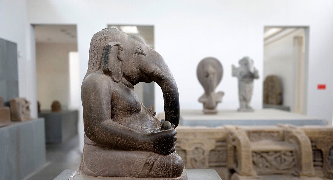 Accuracy in the various Puranas and Ganesha - H.D.Goswami